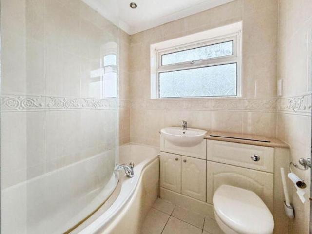 3 bedroom end of terrace house for sale in Daville Close, Hull, East Riding Of Yorkshire, HU5