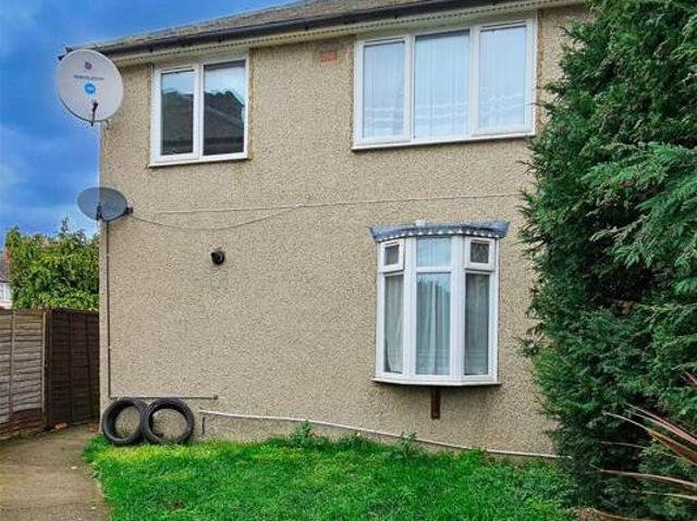 3 Bedroom End Of Terrace House For Sale In Dagenham