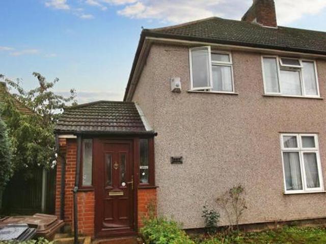 3 Bedroom End Of Terrace House For Sale In Dagenham