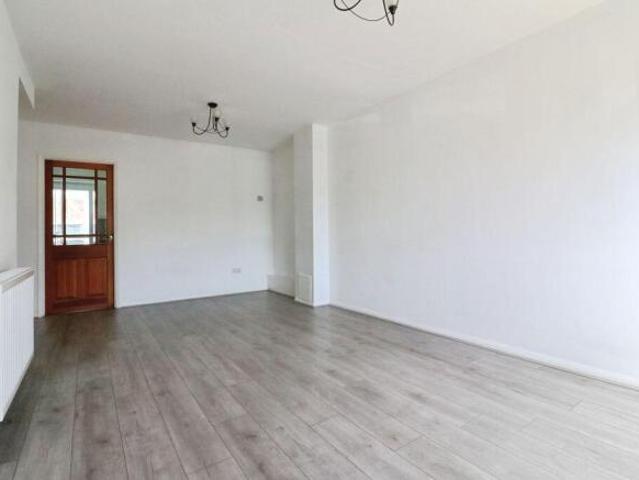 3 bedroom end of terrace house for sale in Dart Close, Slough, SL3