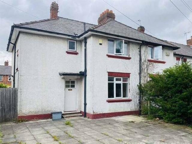 3 bedroom end of terrace house for sale in Devonshire Place Handbridge CH4