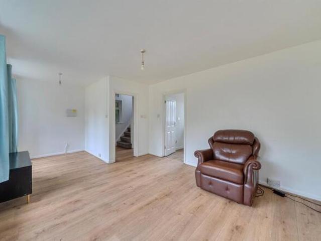 3 bedroom end of terrace house for sale in Dellfield, St. Albans, AL1