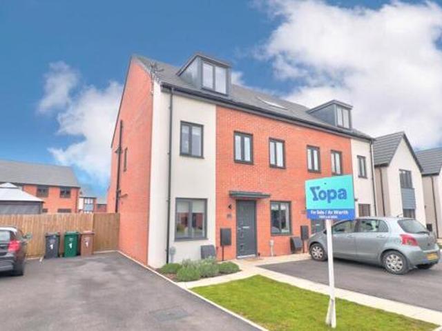 3 Bedroom End Of Terrace House For Sale In Derby