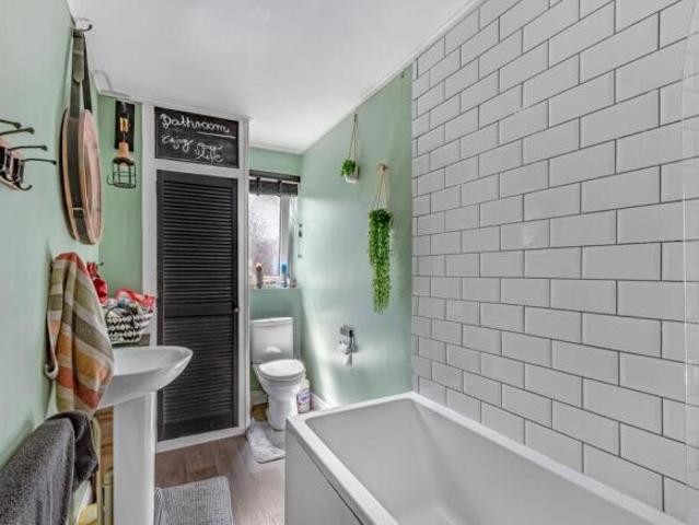 3 bedroom end of terrace house for sale in Dicks Garth Road, Menston, LS29