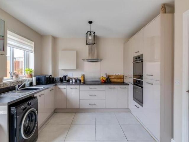 3 bedroom end of terrace house for sale in Dragoon Drive, Saighton, CH3