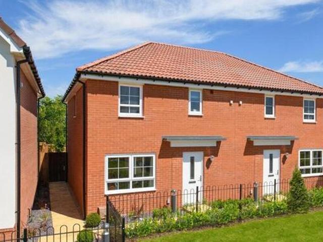 3 Bedroom End Of Terrace House For Sale In Dunmow, Essex