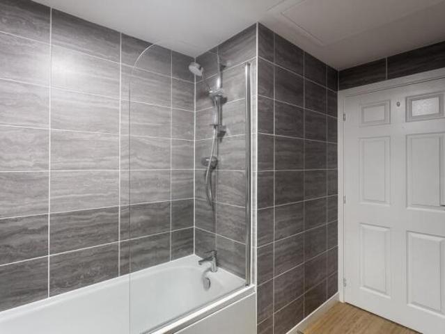 3 bedroom end of terrace house for sale in Duntreath Crescent, Edinburgh, EH16