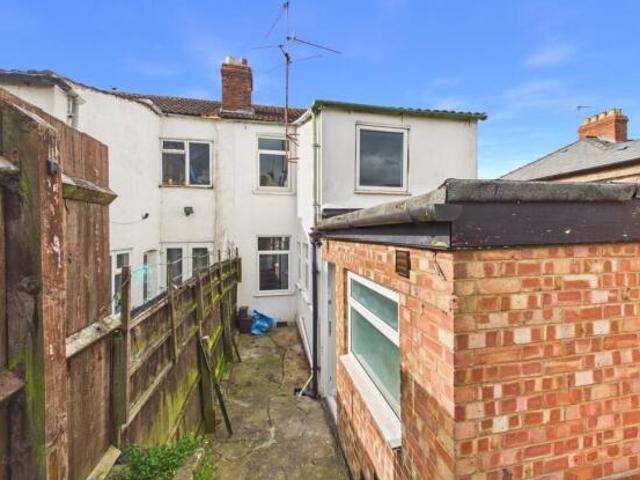 3 bedroom end of terrace house for sale in Dynevor Street, Gloucester, Gloucestershire, GL1