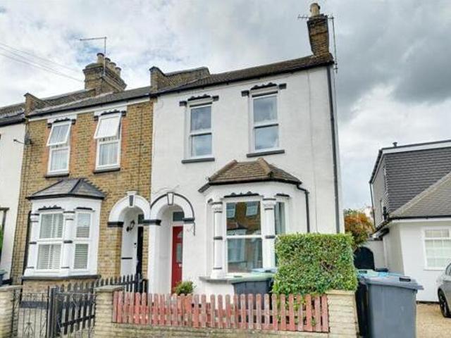 3 Bedroom End Of Terrace House For Sale In Enfield