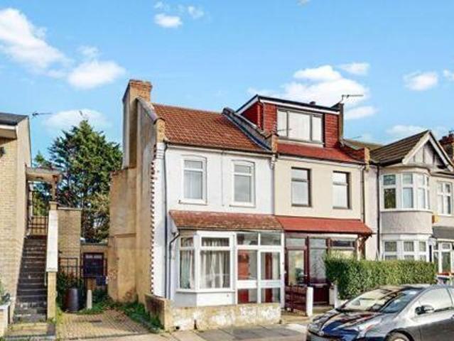 3 Bedroom End Of Terrace House For Sale In East Ham