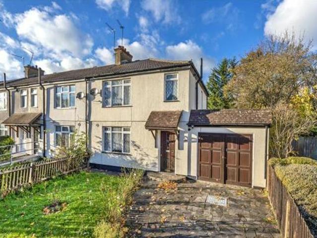 3 Bedroom End Of Terrace House For Sale In Edgware