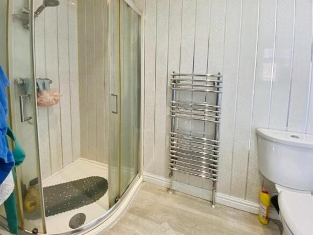 3 bedroom end of terrace house for sale in Elmore Road, Birmingham, B33