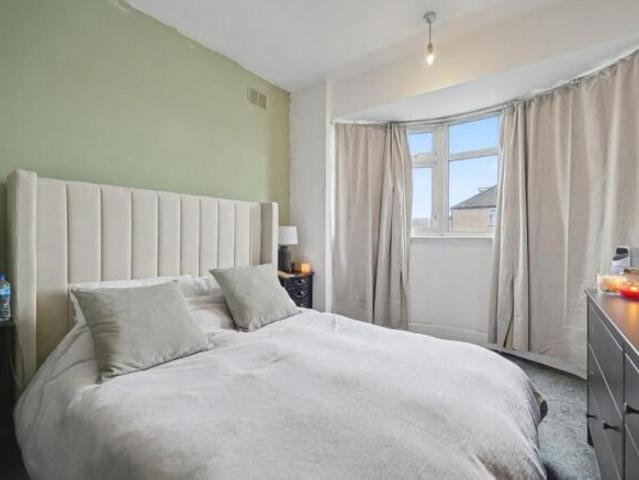 3 bedroom end of terrace house for sale in Eversleigh Road, Coventry, CV6