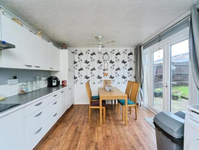 3 bedroom end of terrace house for sale in Foxglove Road, Eastbourne, BN23