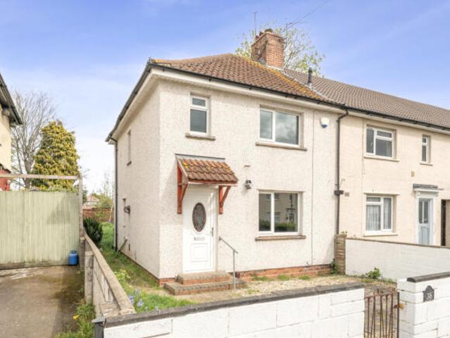 3 bedroom end of terrace house for sale in Fonthill Road, Bristol, Somerset, BS10