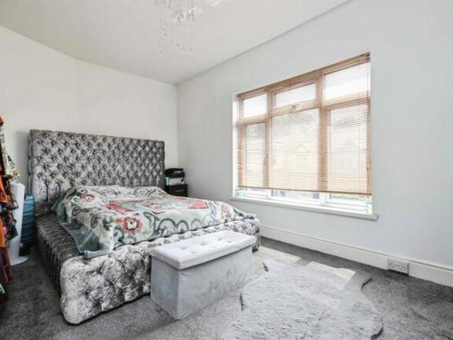3 bedroom end of terrace house for sale in Fordhouse Lane, BIRMINGHAM, B30