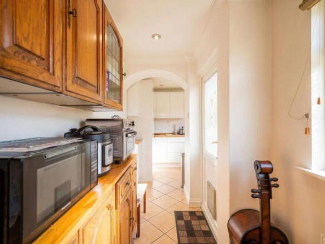 3 bedroom end of terrace house for sale in Foredrove Lane, Solihull, B92