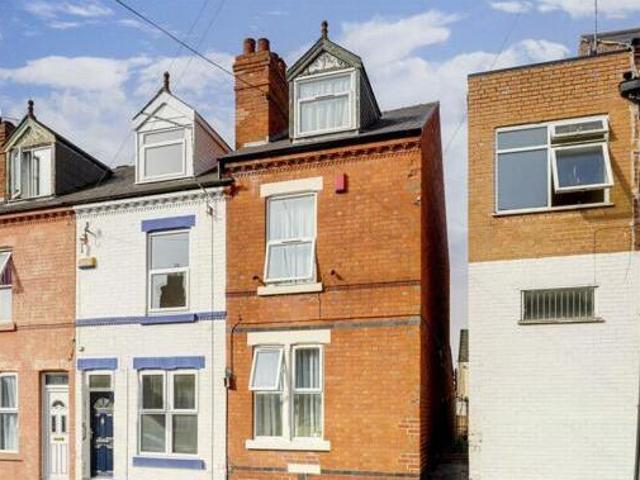 3 Bedroom End Of Terrace House For Sale In Forest Fields, Nottinghamshire