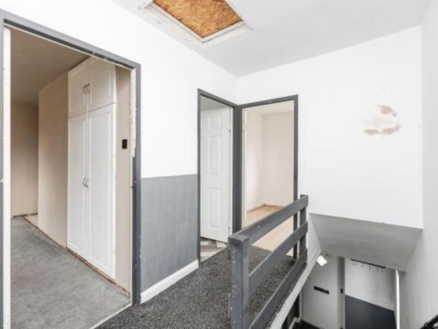 3 bedroom end of terrace house for sale in Fairfax Avenue, Harrogate, HG2