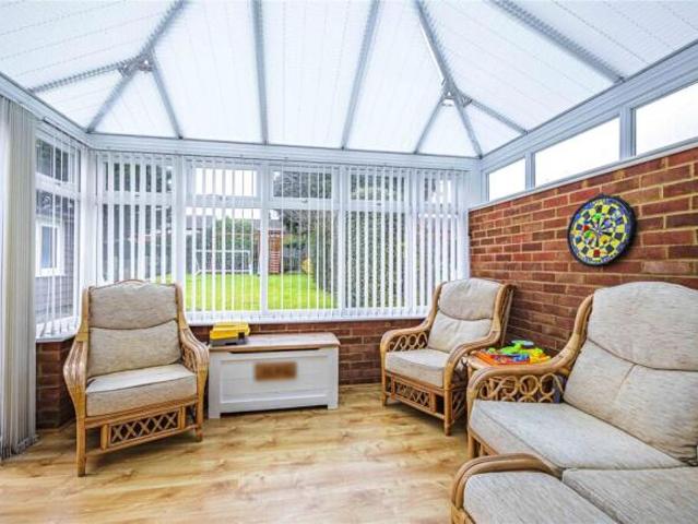 3 bedroom end of terrace house for sale in Fairfolds, Watford, Hertfordshire, WD25