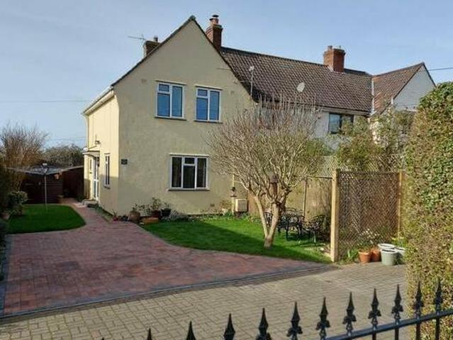 3 bedroom end of terrace house for sale in Farford Field Great Cornard CO10
