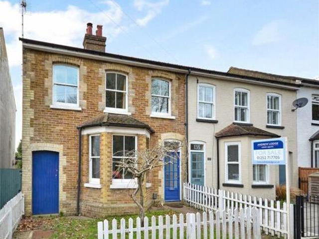 3 Bedroom End Of Terrace House For Sale In Farnham