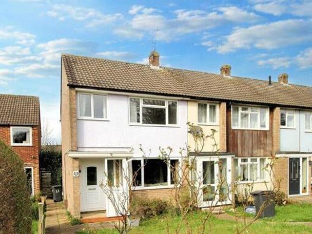 3 Bedroom End Of Terrace House For Sale In Farnham, Surrey