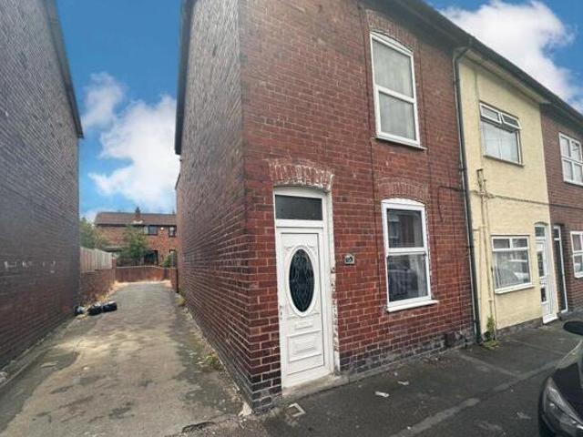 3 Bedroom End Of Terrace House For Sale In Featherstone