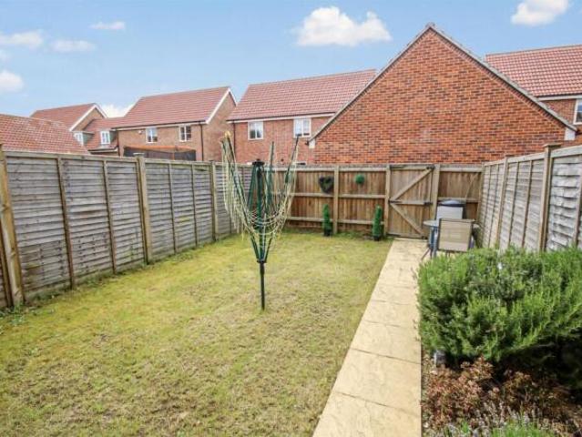 3 bedroom end of terrace house for sale in Flycatchers Way, Sprowston, NR7