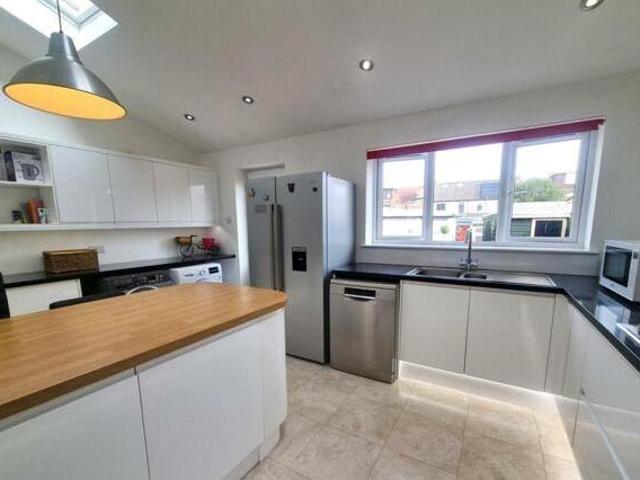 3 Bedroom End Of Terrace House For Sale In Keresley