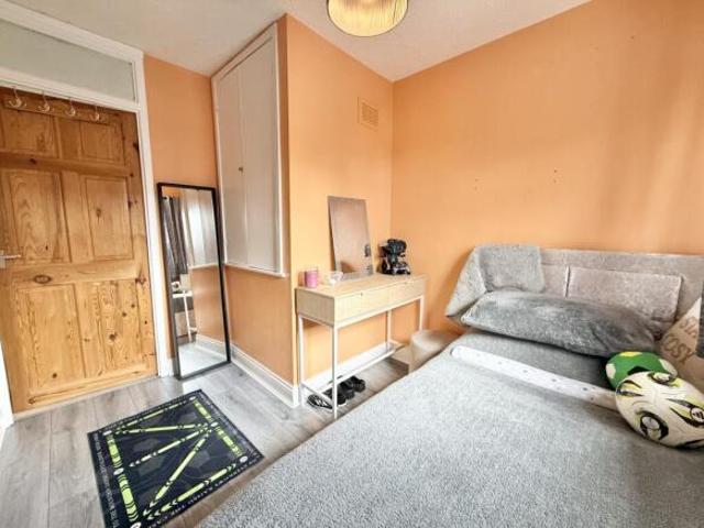 3 bedroom end of terrace house for sale in Kidderminster Square, Sunderland, SR5