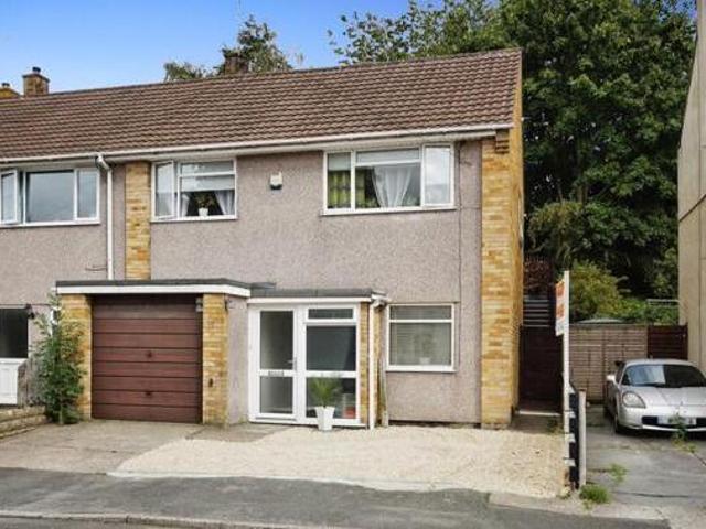 3 Bedroom End Of Terrace House For Sale In Kingswood