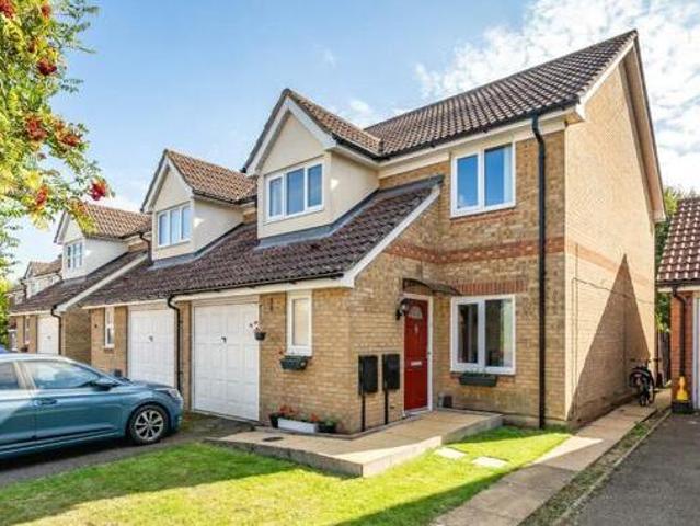 3 Bedroom End Of Terrace House For Sale In Kingsnorth