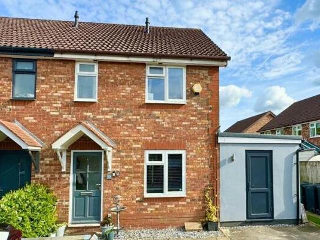 3 Bedroom End Of Terrace House For Sale In Kingsnorth
