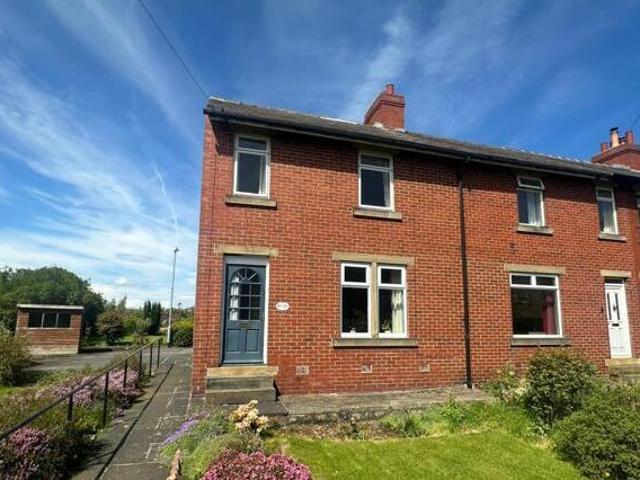 3 Bedroom End Of Terrace House For Sale In Kirkburton