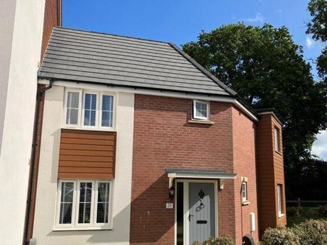3 Bedroom End Of Terrace House For Sale In Houndstone