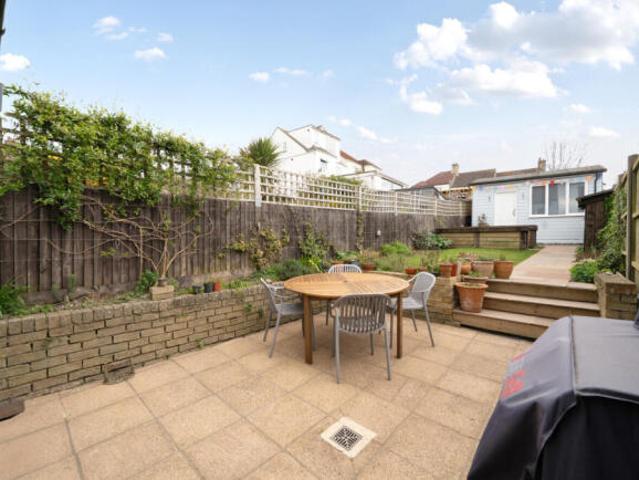 3 bedroom end of terrace house for sale in Hollingdean Terrace, Brighton, East Sussex, BN1