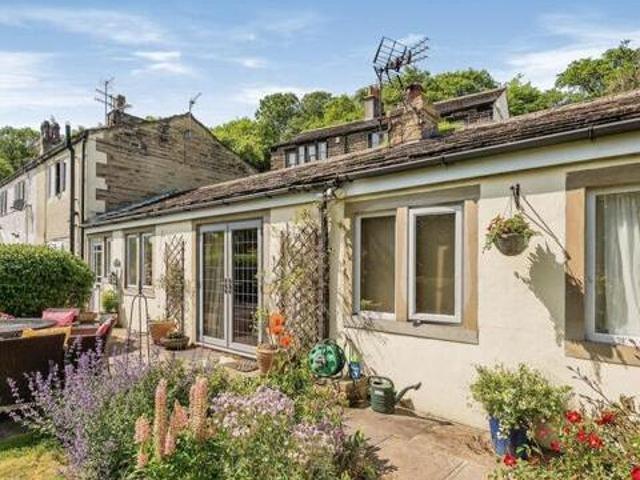 3 Bedroom End Of Terrace House For Sale In Honley