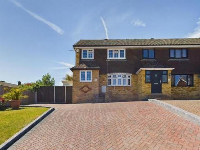 3 Bedroom End Of Terrace House For Sale In Hoo St.werburgh