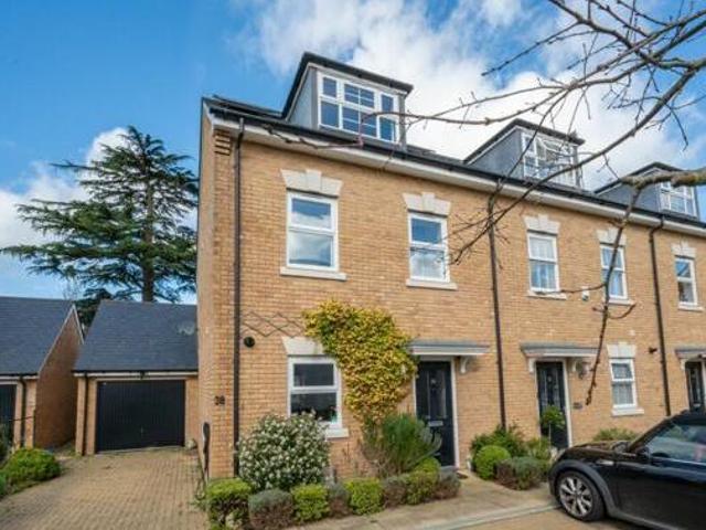 3 Bedroom End Of Terrace House For Sale In Horsham