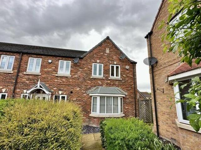 3 Bedroom End Of Terrace House For Sale In Hatfield