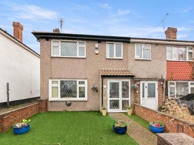 3 Bedroom End Of Terrace House For Sale In Hayes