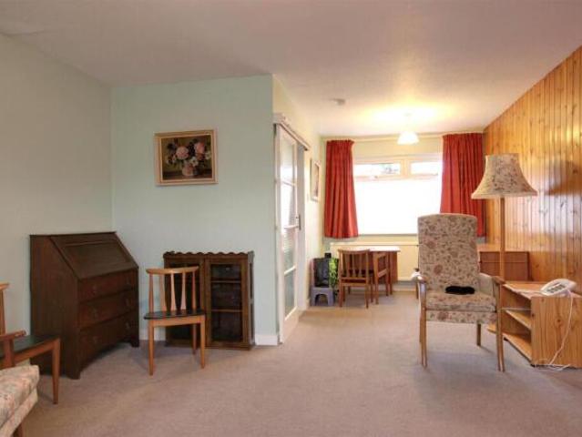 3 bedroom end of terrace house for sale in Hazelbarrow Drive, Willerby, Hull, HU10