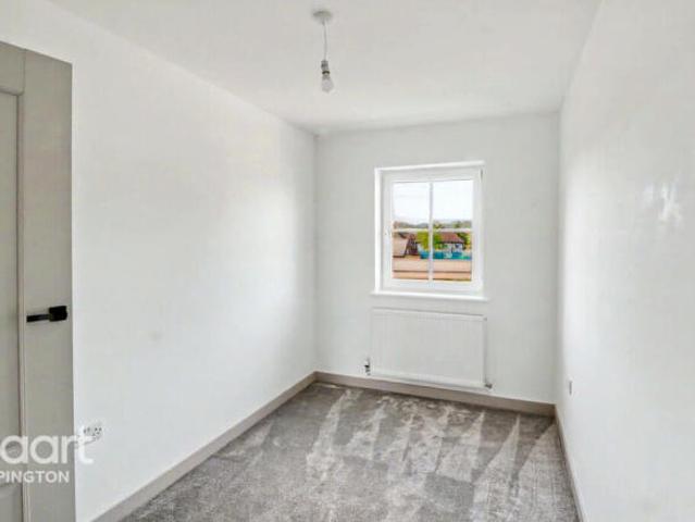 3 bedroom end of terrace house for sale in Hainault Street, LONDON, SE9