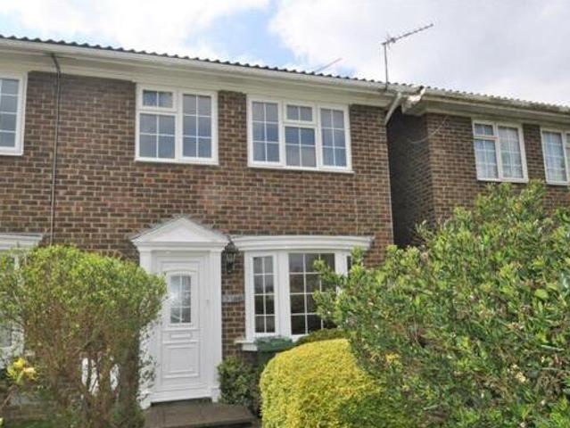 3 Bedroom End Of Terrace House For Sale In Hampden Park