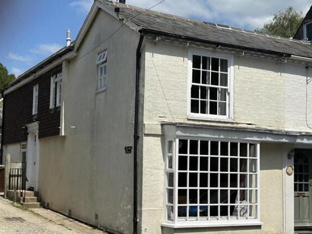 3 Bedroom End Of Terrace House For Sale In Hampshire
