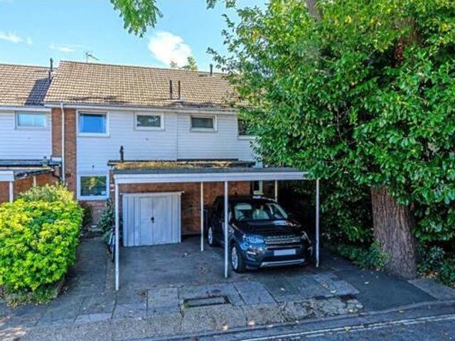 3 Bedroom End Of Terrace House For Sale In Hampton Hill