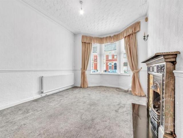 3 bedroom end of terrace house for sale in Hanover Street, Canton, Cardiff, CF5