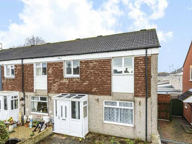 3 bedroom end of terrace house for sale in Harbour Way Sherborne DT9