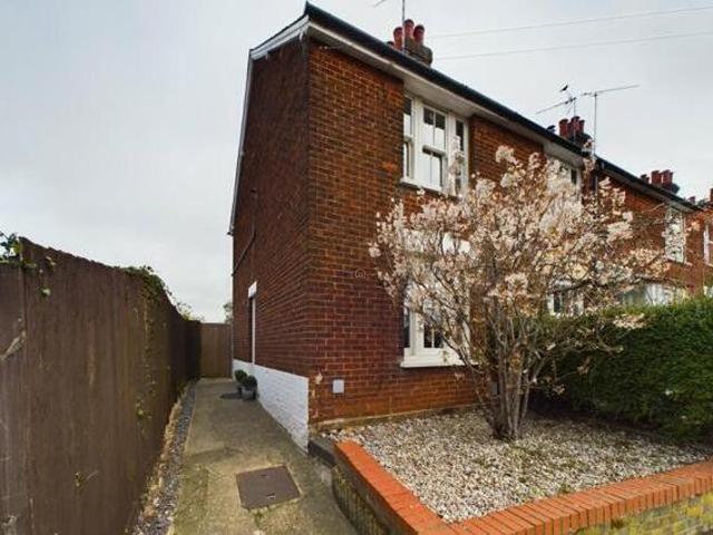 3 Bedroom End Of Terrace House For Sale In Hitchin